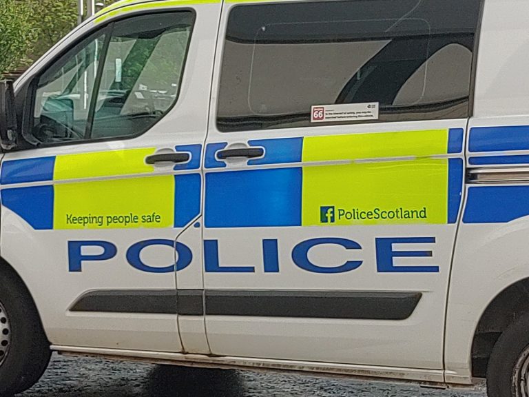Police appeal after woman assaulted in Paisley park