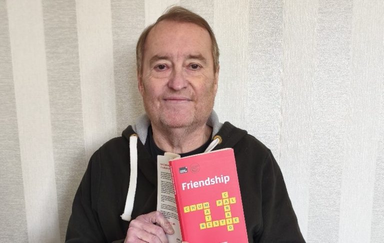 Income advice service brings in more than £9.1m for Renfrewshire ...