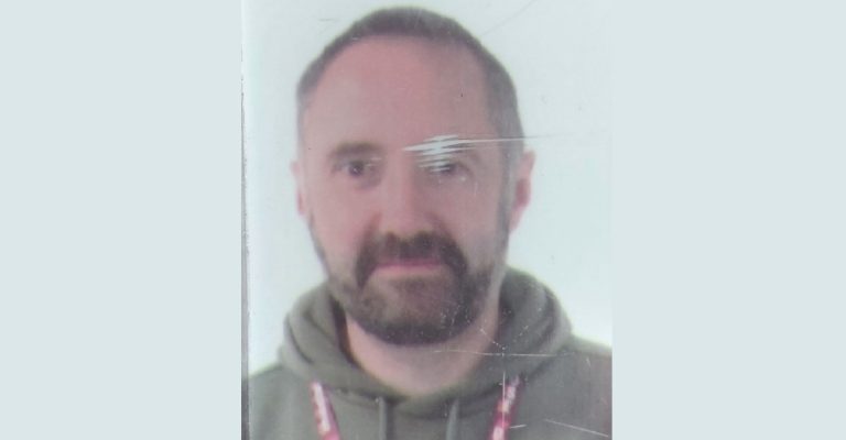 Police appeal to trace missing man Barry Gilmour from Renfrew